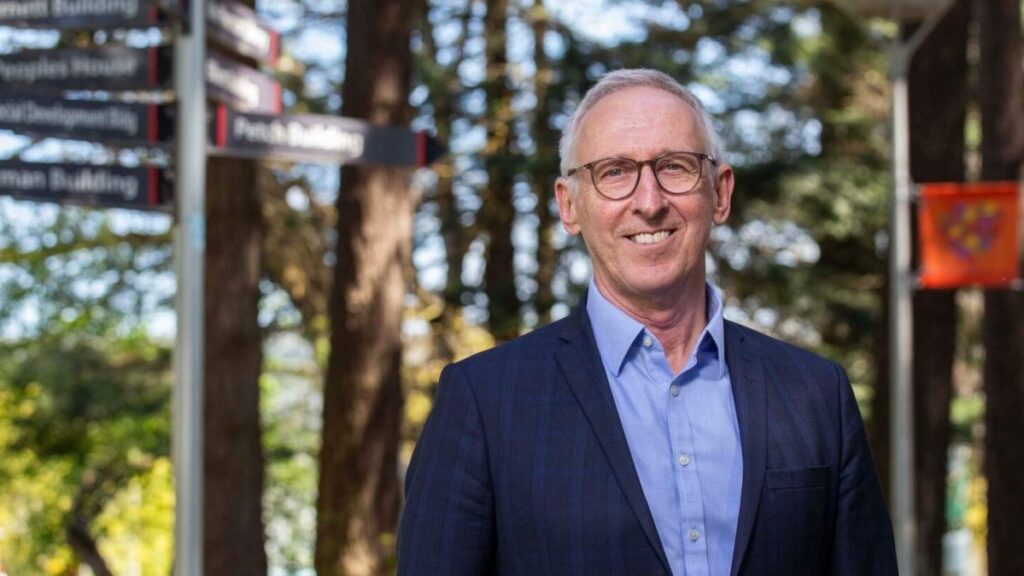 Kevin Hall Appointed CEO of Zayed University in Dubai - TECHRONY