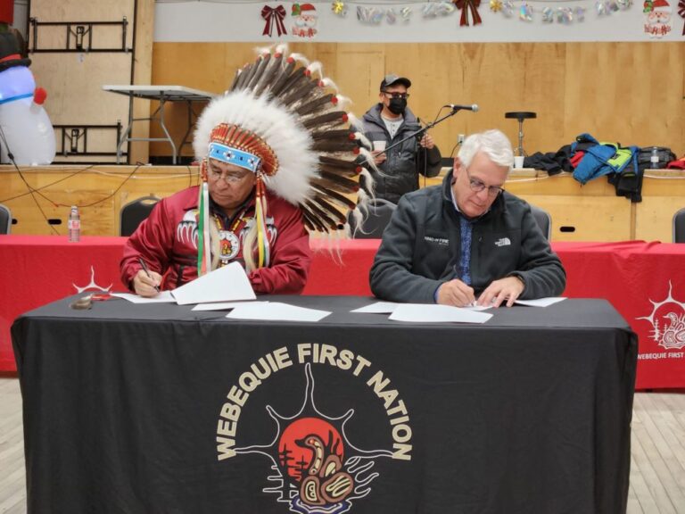 Ontario and Webequie First Nation Sign $39.5M Agreement to Boost ...