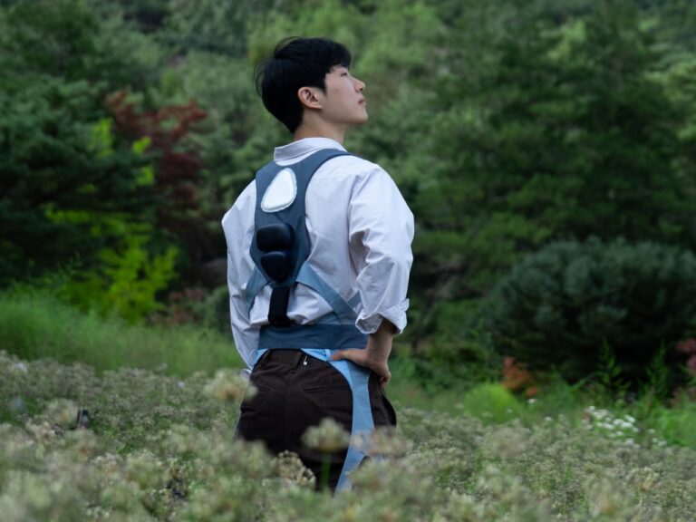 Innovative Soft Exoskeleton Developed for Young Farmers’ Posture - TECHRONY