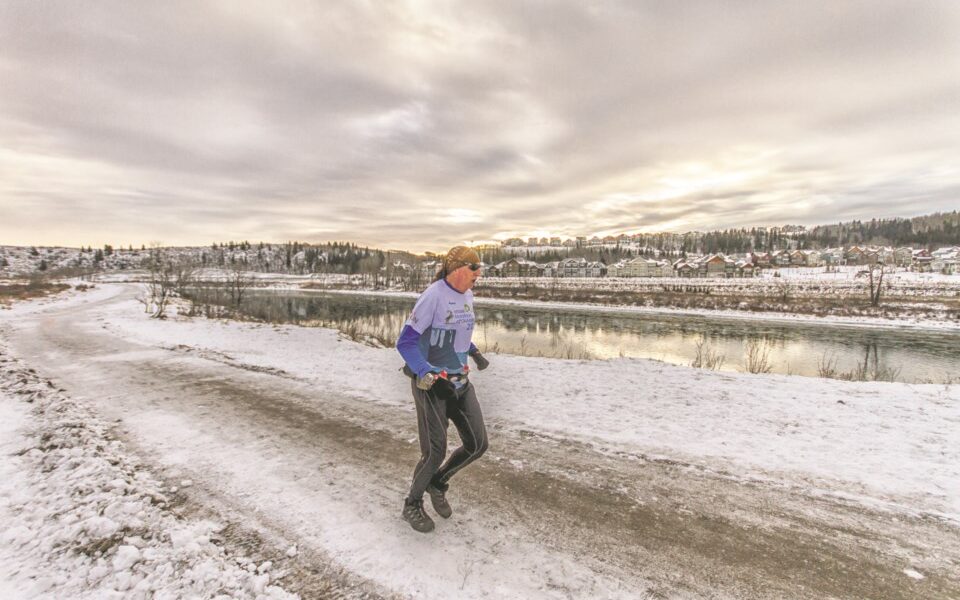 Runners Embrace the Challenge: Benefits of Jogging Year-Round - TECHRONY