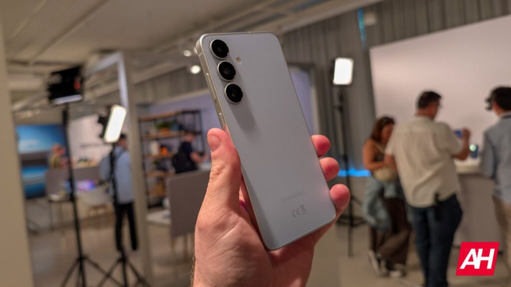 Samsung Galaxy Phones Set to Introduce 24MP Camera Feature - TECHRONY