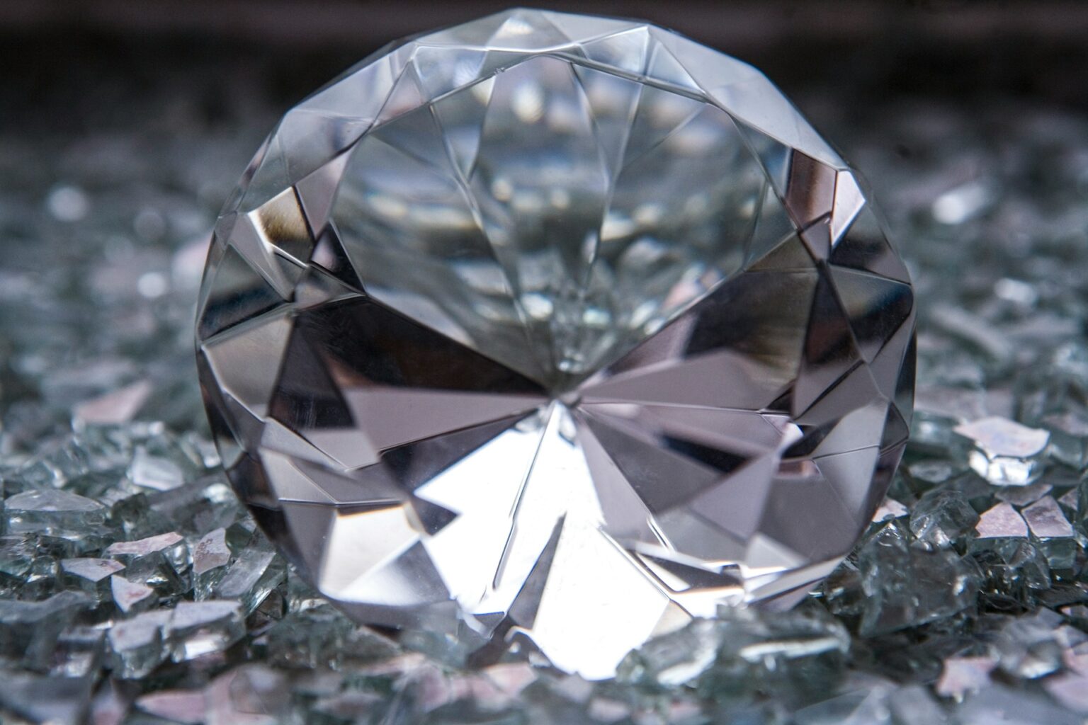 Calgary Researchers Unveil Innovative Quantum Uses for Diamonds - TECHRONY