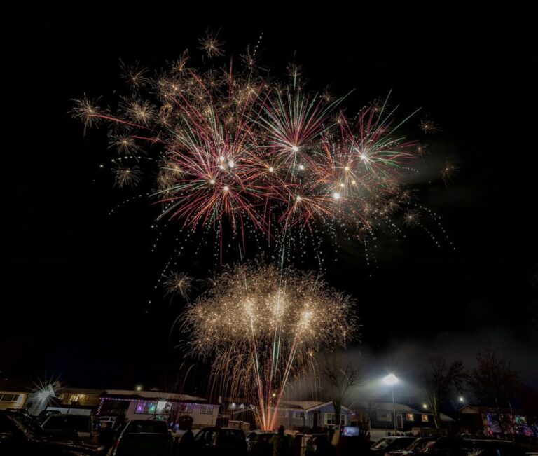 Fireworks Light Up London to Welcome Prince George's New Year - TECHRONY