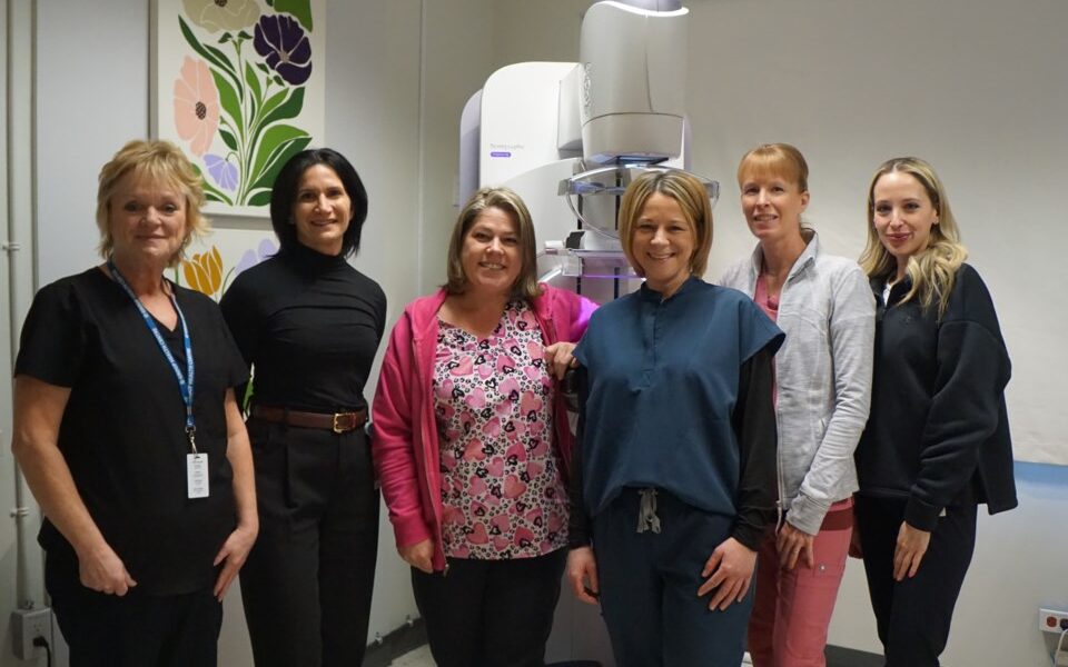 New Mammography Unit Enhances Breast Cancer Screening in Ontario - TECHRONY