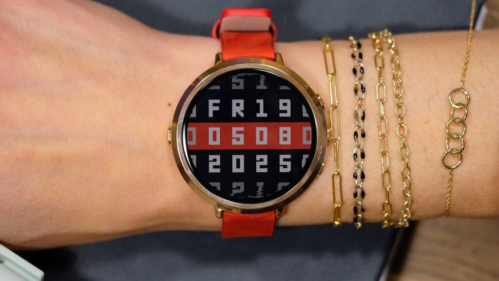 Pebble Round 2 Revives Iconic Smartwatch with Modern Touch - TECHRONY